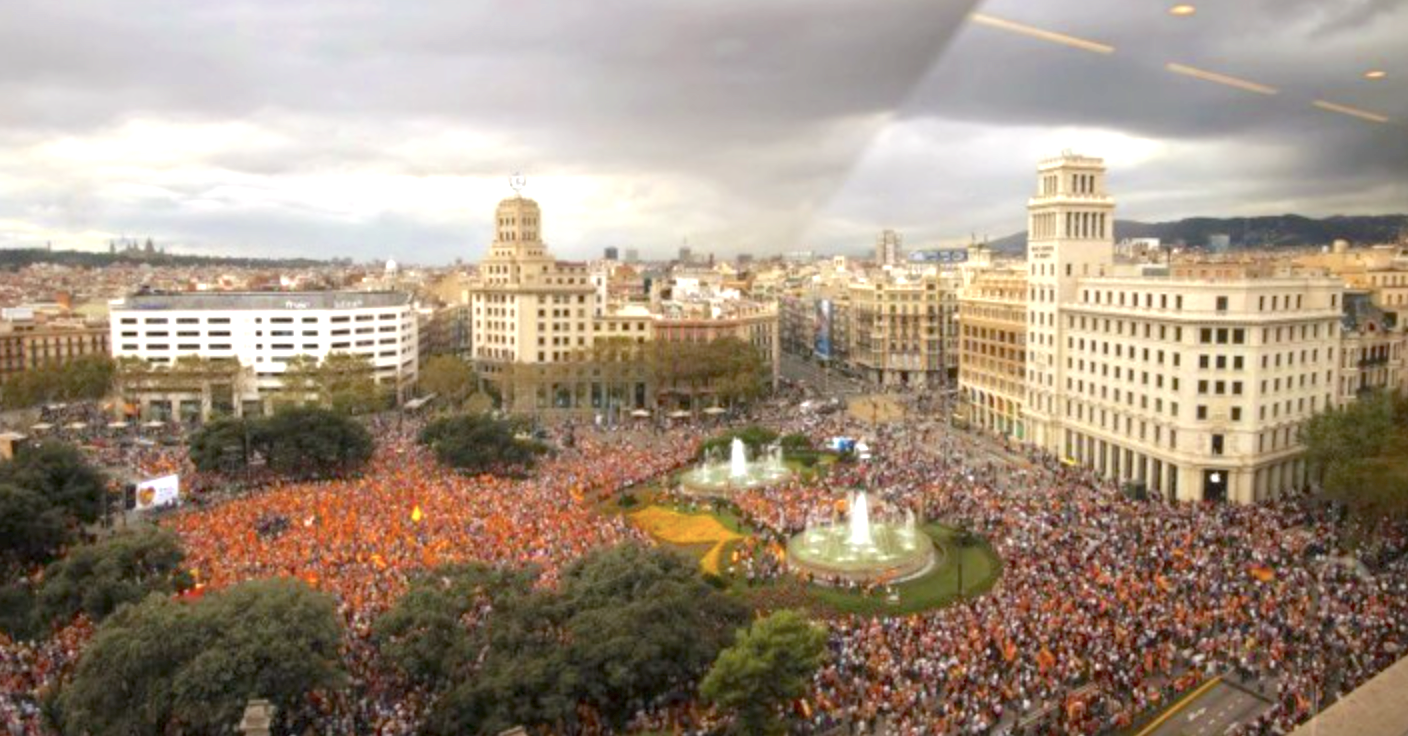 ¿Recuerda? Hoy hace 10 años que los catalanes decidimos enfrentarnos al ...