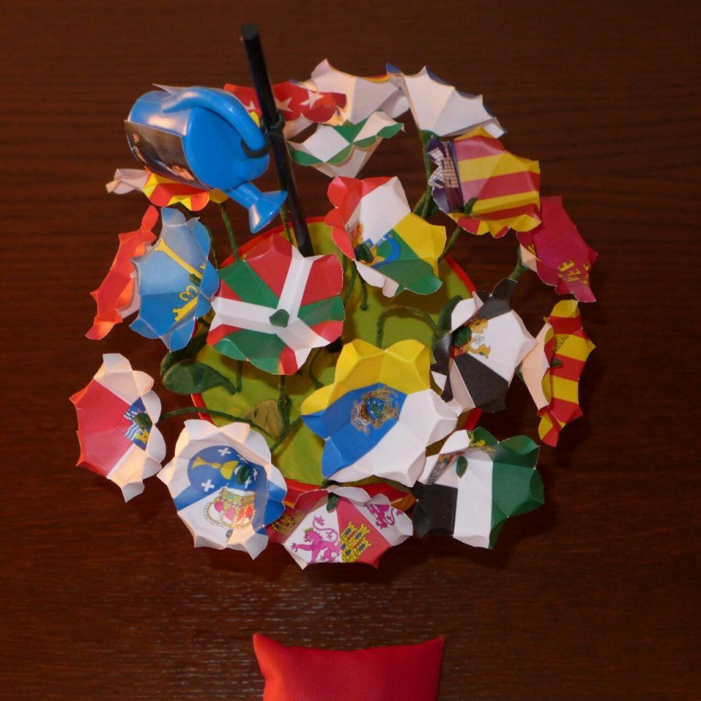 Una niña de Barcelona premiada por explicar lo que es España – Dolça ...