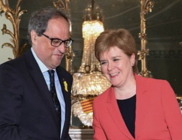 S’autodetermina a dimitir la líder separatista d’Escòcia – Dolça Catalunya