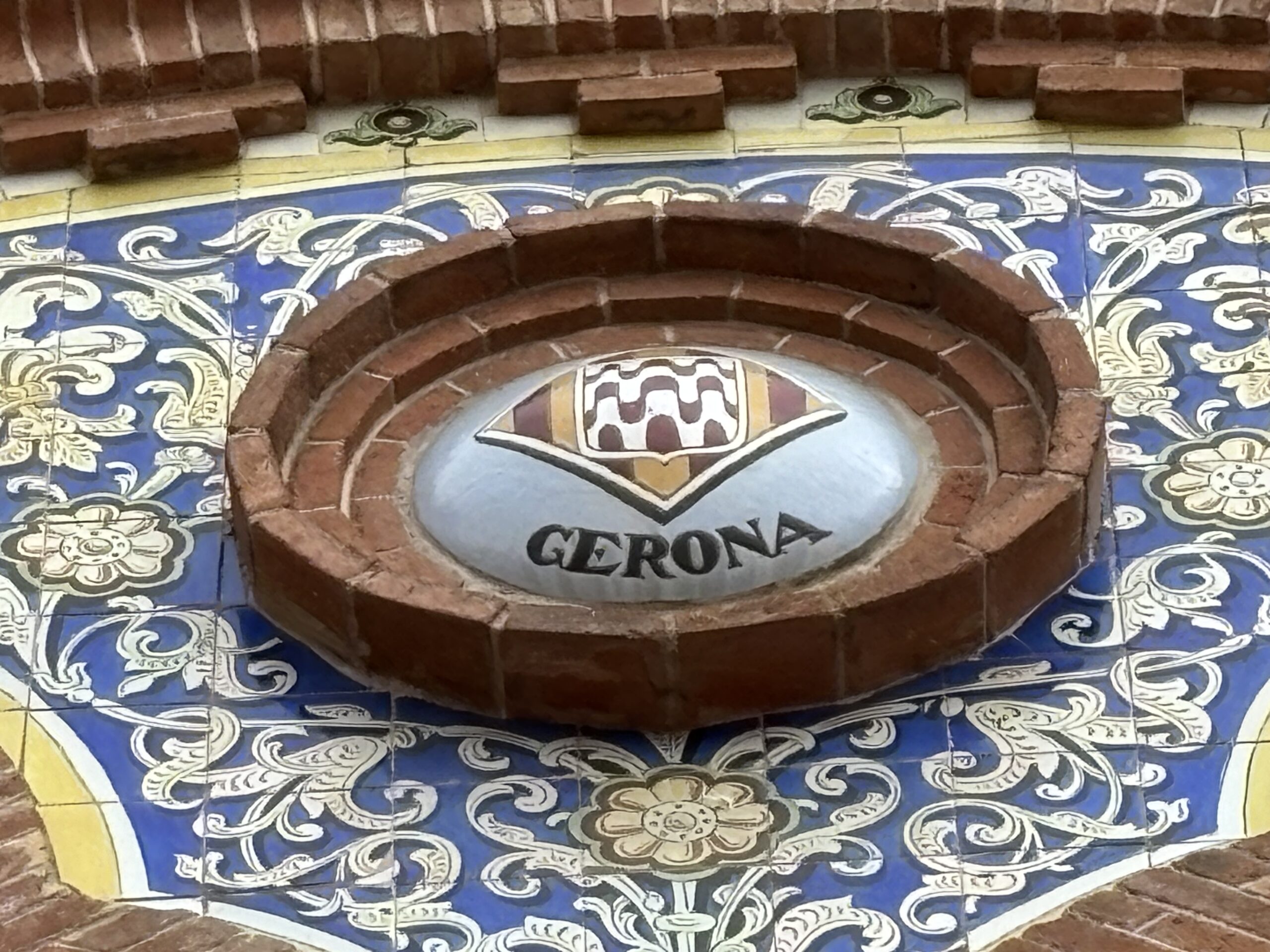 Què hi fa Girona a la plaça de toros de Madrid? – Dolça Catalunya